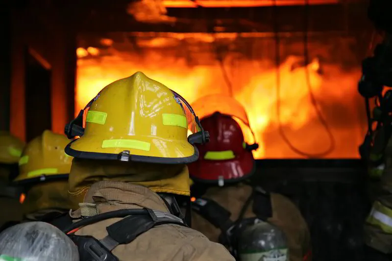 FIRE HAZARDS IN THE WORKPLACE: PROTECTING EMPLOYEES AND MINIMIZING RISK