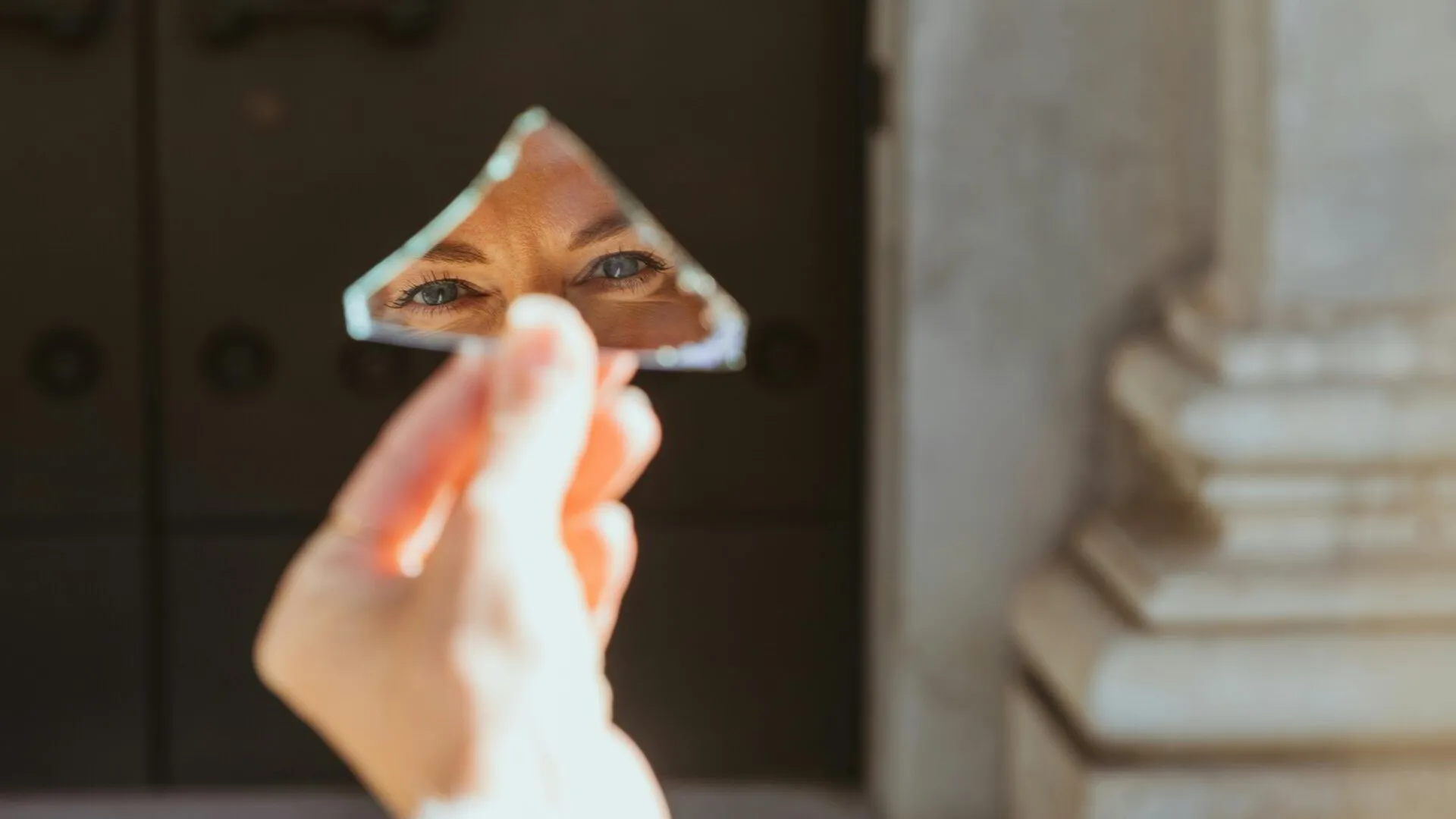 Stop met aanpassen aan verwachtingen en begin met afstemmen op jezelf!