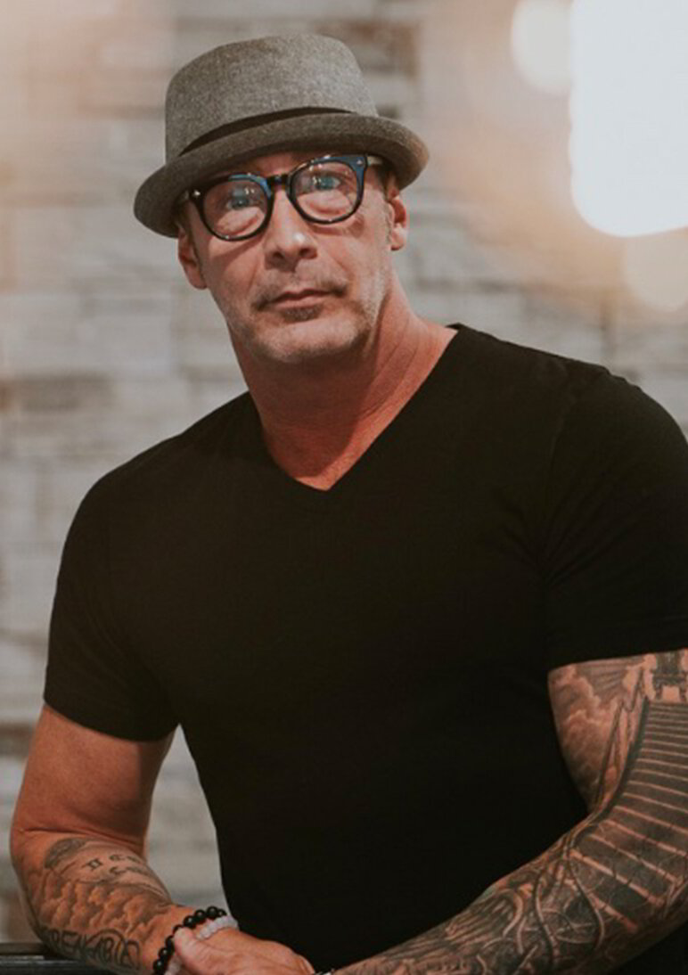 About Us | Michael Rowan