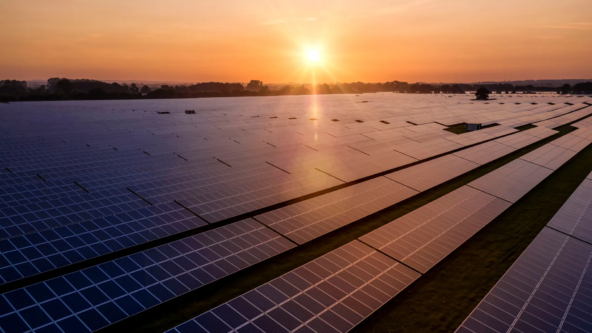 EU Solar Market: Challenges and Opportunities in 2024-2027