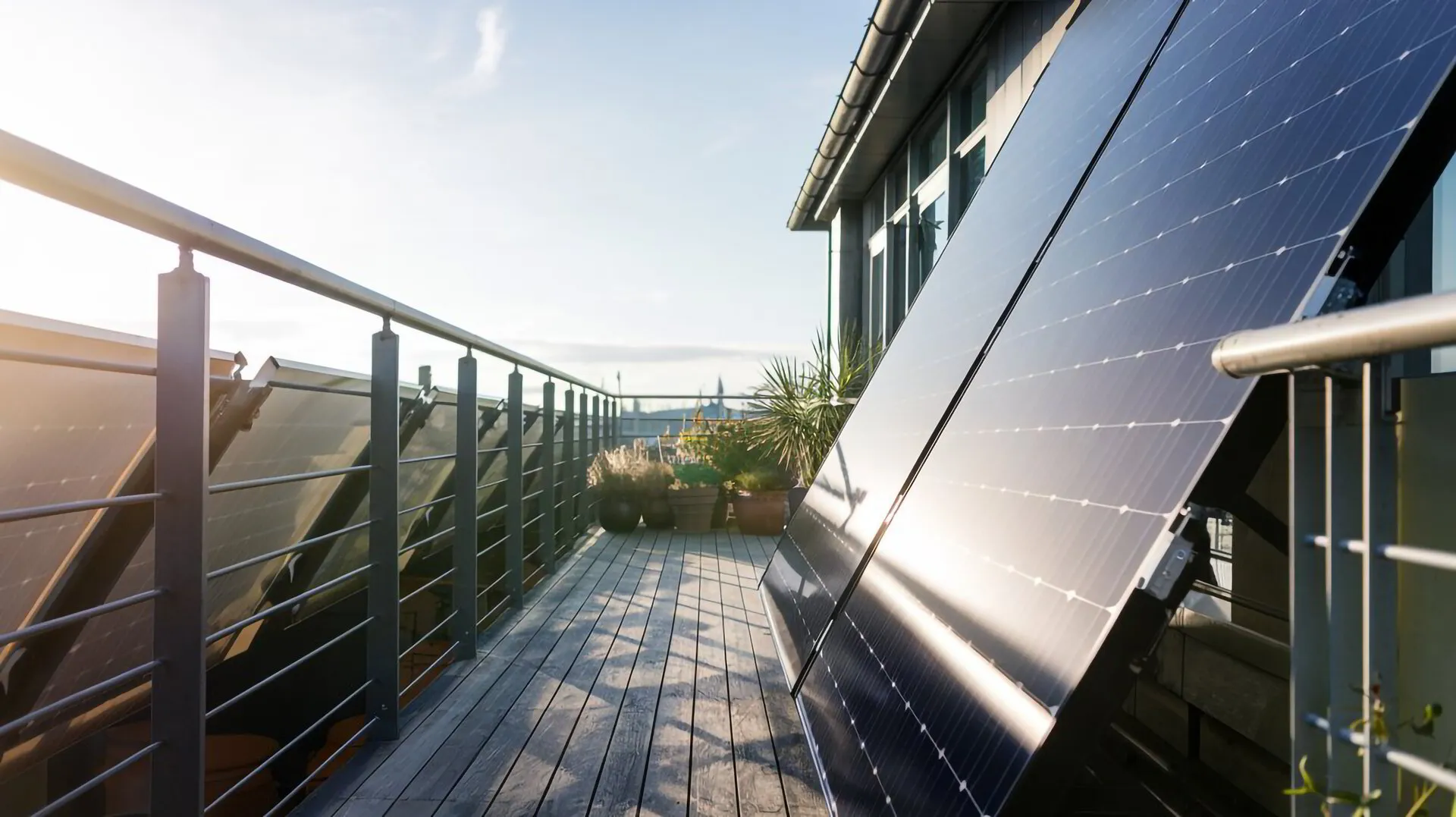 Balcony Solar PV Kit for Apartment Dwellers: Affordable & Easy Solar ...