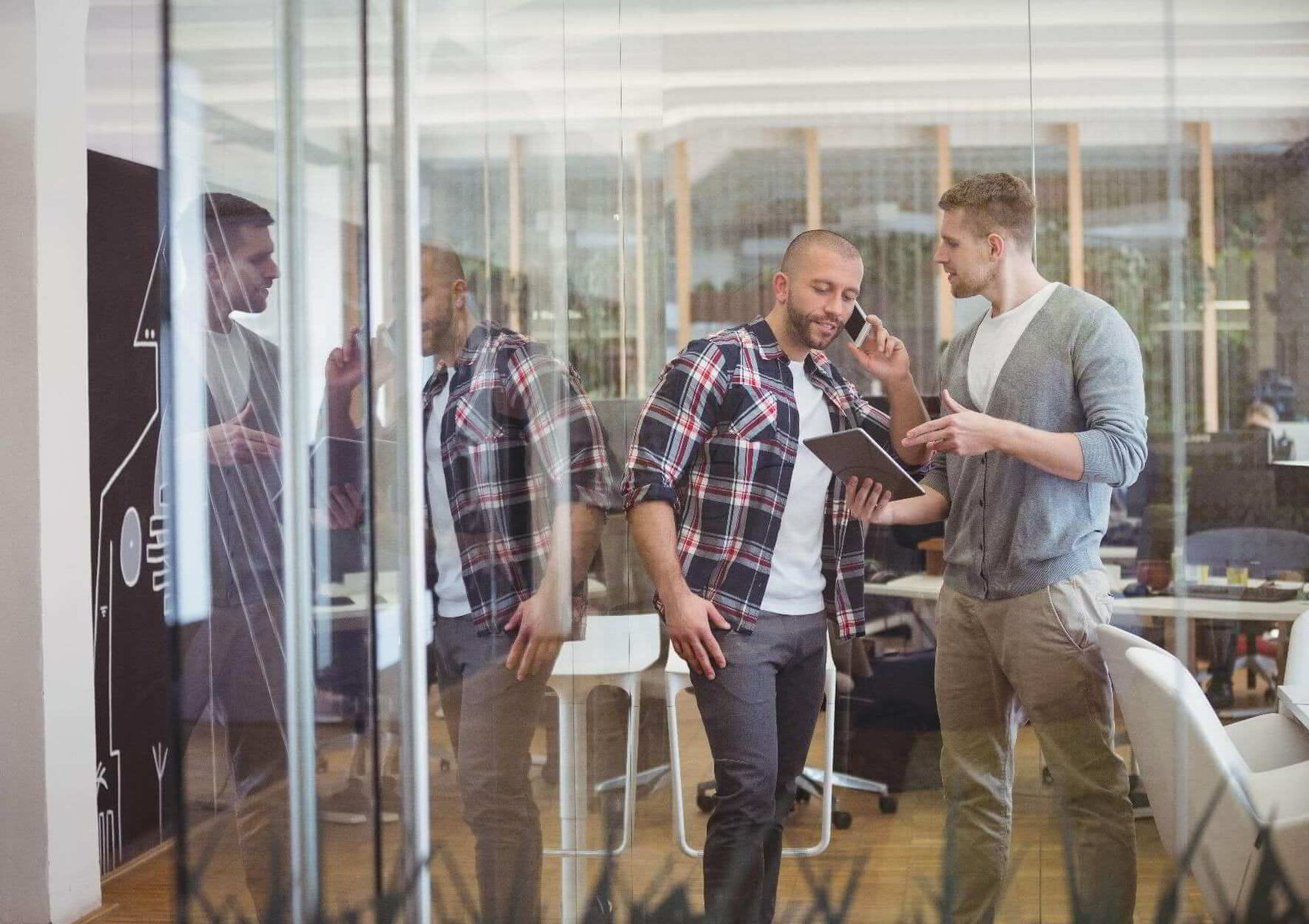 Kontakt / Q-Group - Porozmawiajmy o Twoich potrzebach