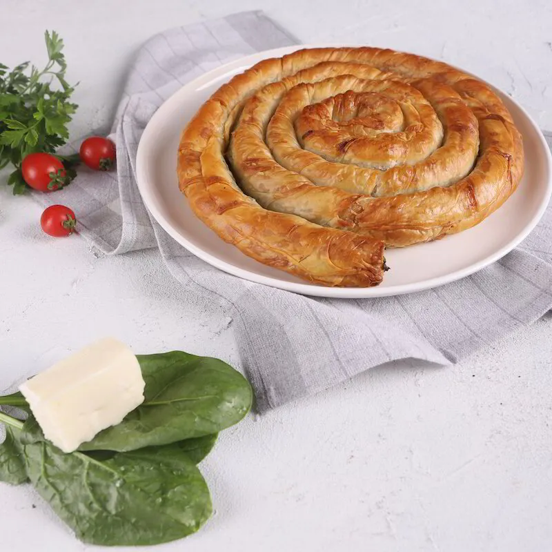 Tepsi Boregi (met spinazie) (6 x 800g) voorgebakken