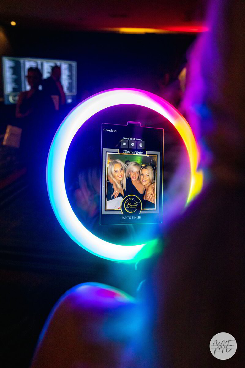 The Roamer - A photo booth on the go!