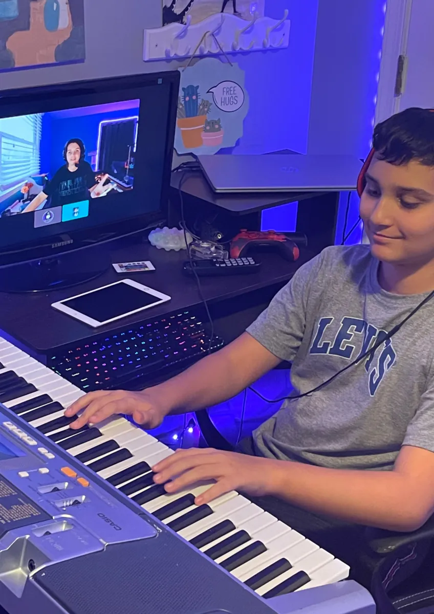 Play Piano For Fun: Live, Interactive Piano Class for Beginners