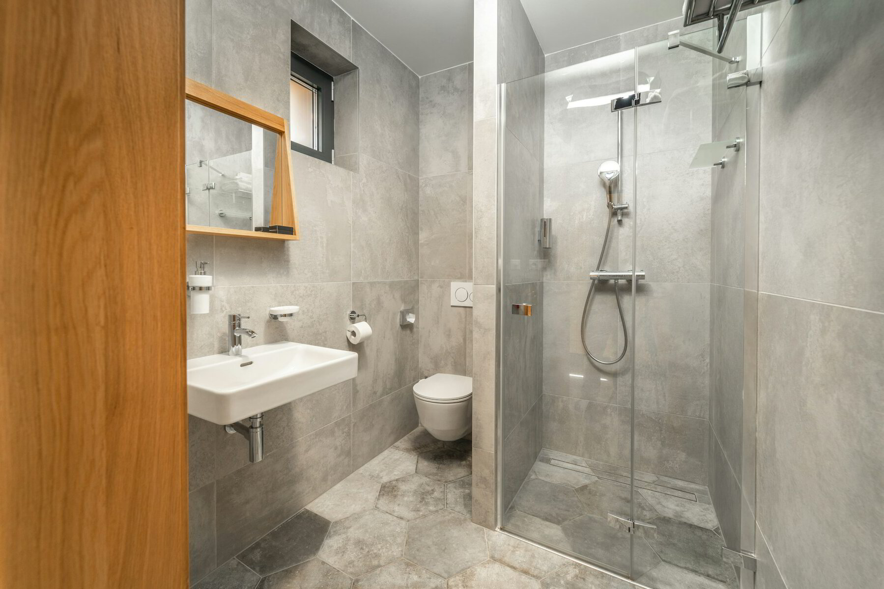 Custom Shower Glass Ideas That Work in Low-Light Bathrooms