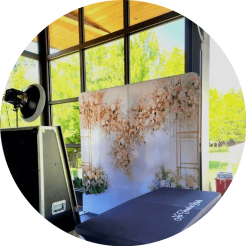 Photo Booth Design Options | Magic Mirror Photo Booth