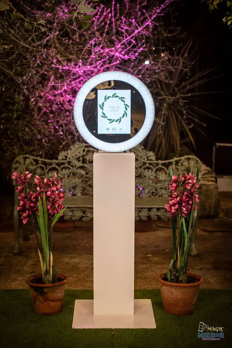 Magic Mirror & Photo Booth Rentals | Magic Mirror Photo Booth