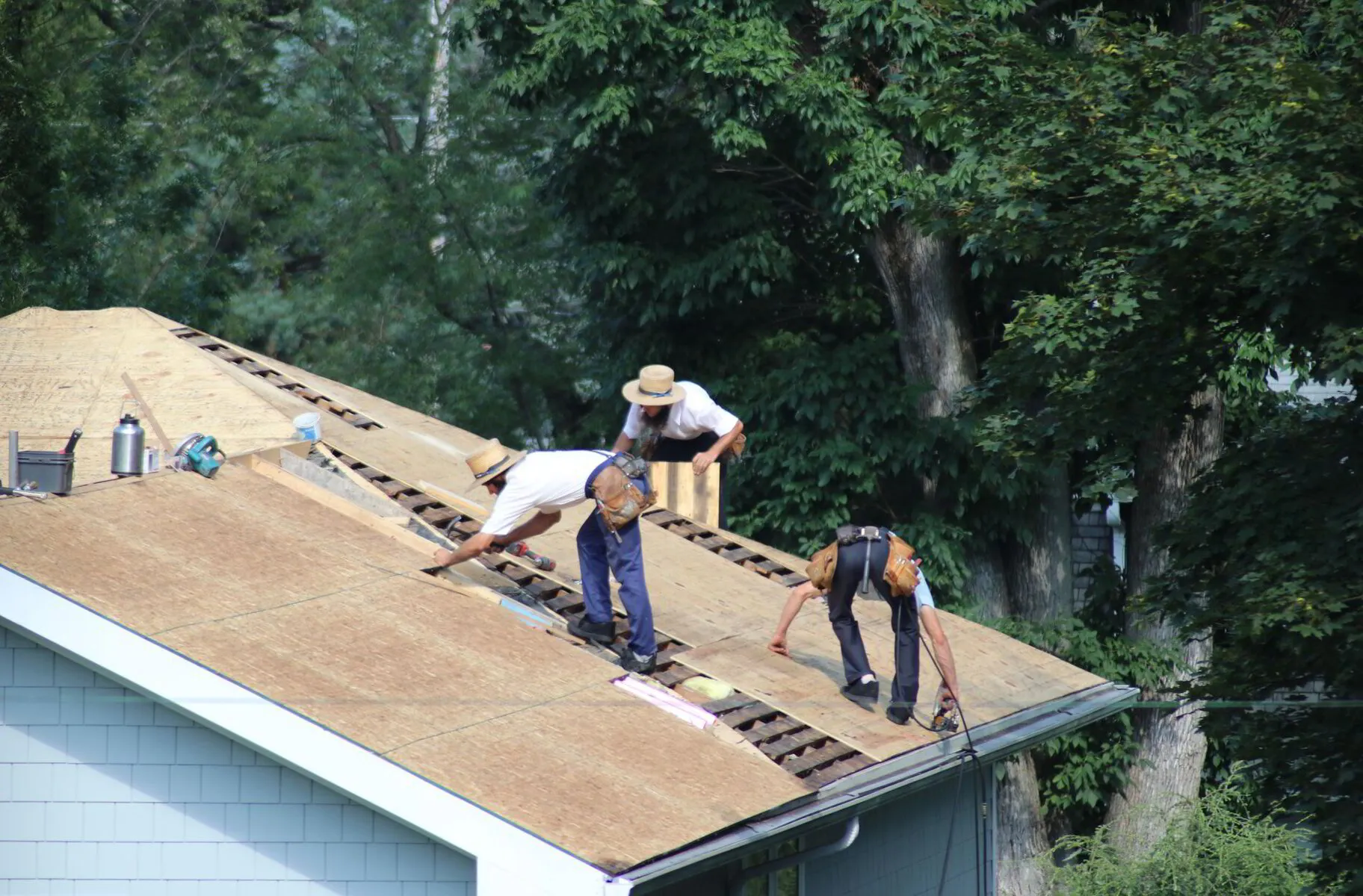 Spotting Red Flags in Stratford Roofing Work