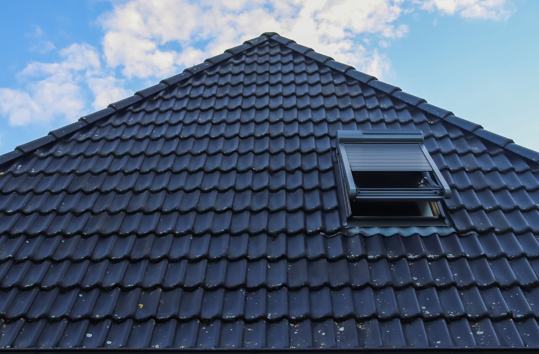 Getting Skylights and Roof Windows Installed in Cold Months