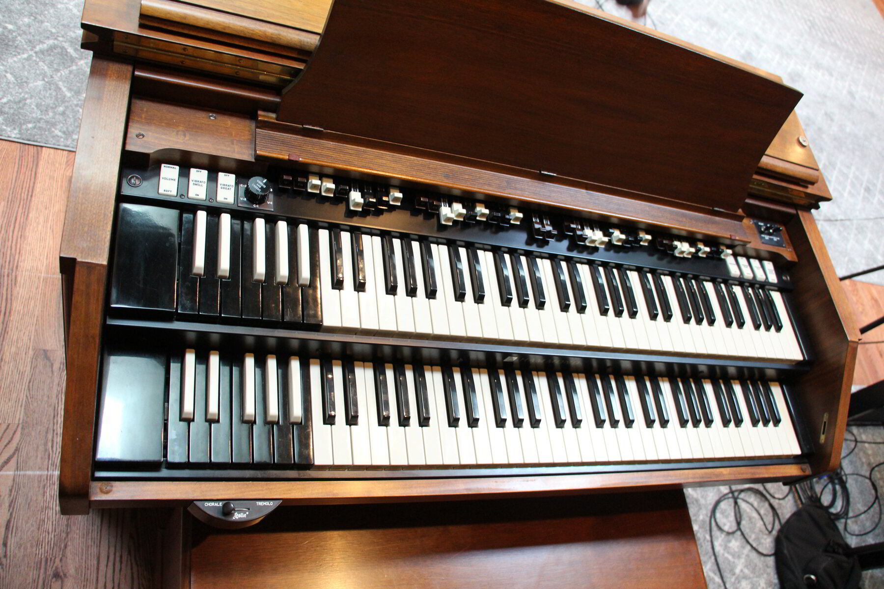 The Legendary Hammond B3 Organ