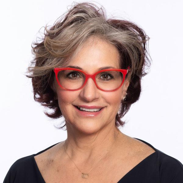URBAN Team Dallas Real Estate Agent | Ani Nosnik