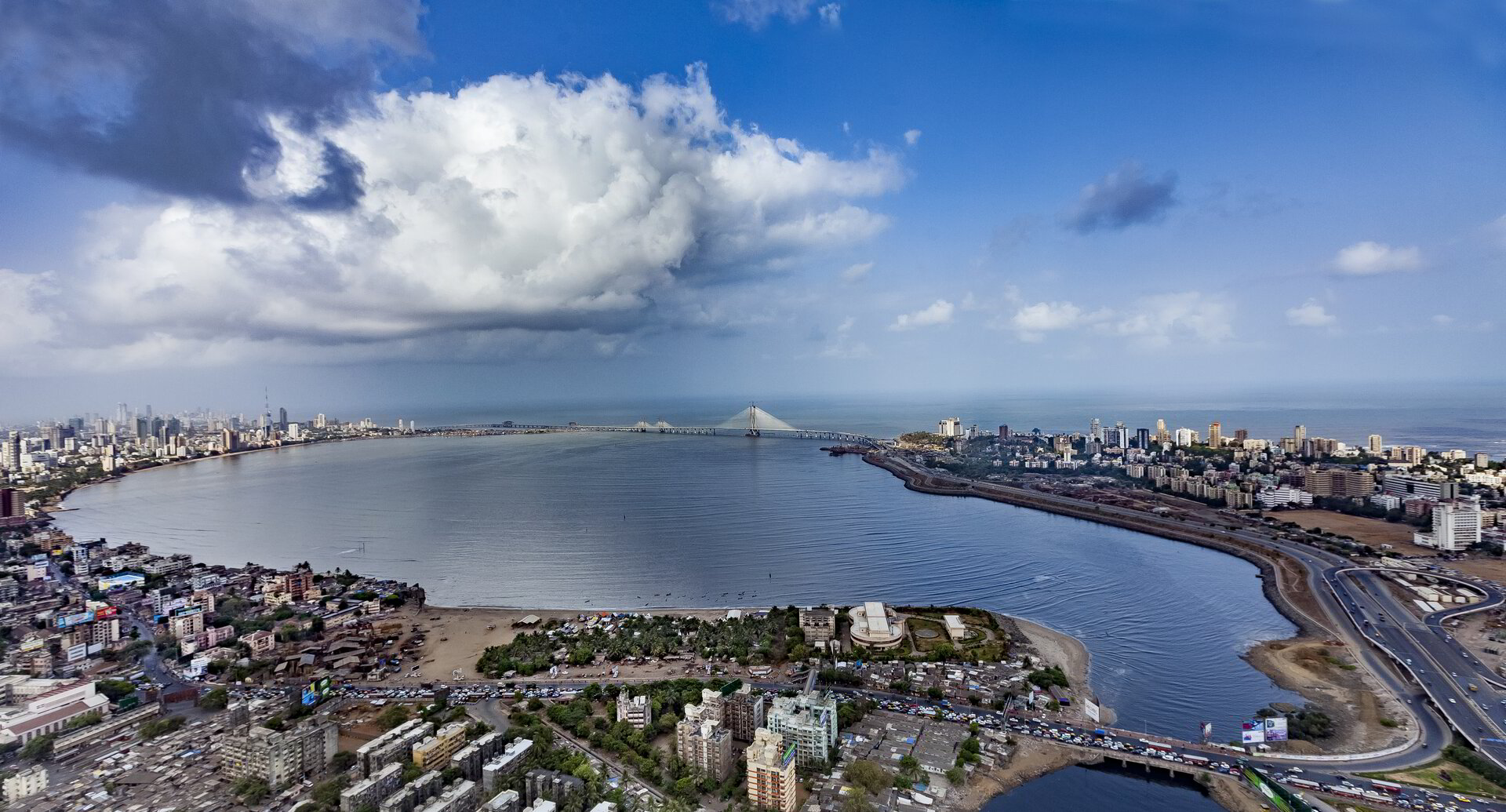 Mumbai's Premium most & Luxury apartments, flats, duplex's, penthouses ...