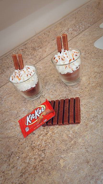 Kit Kat Crunch Candle