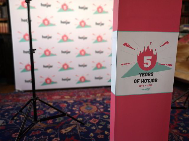 Branded Photo Booths - Customised Experiences | Photo Booths, Mirrors ...