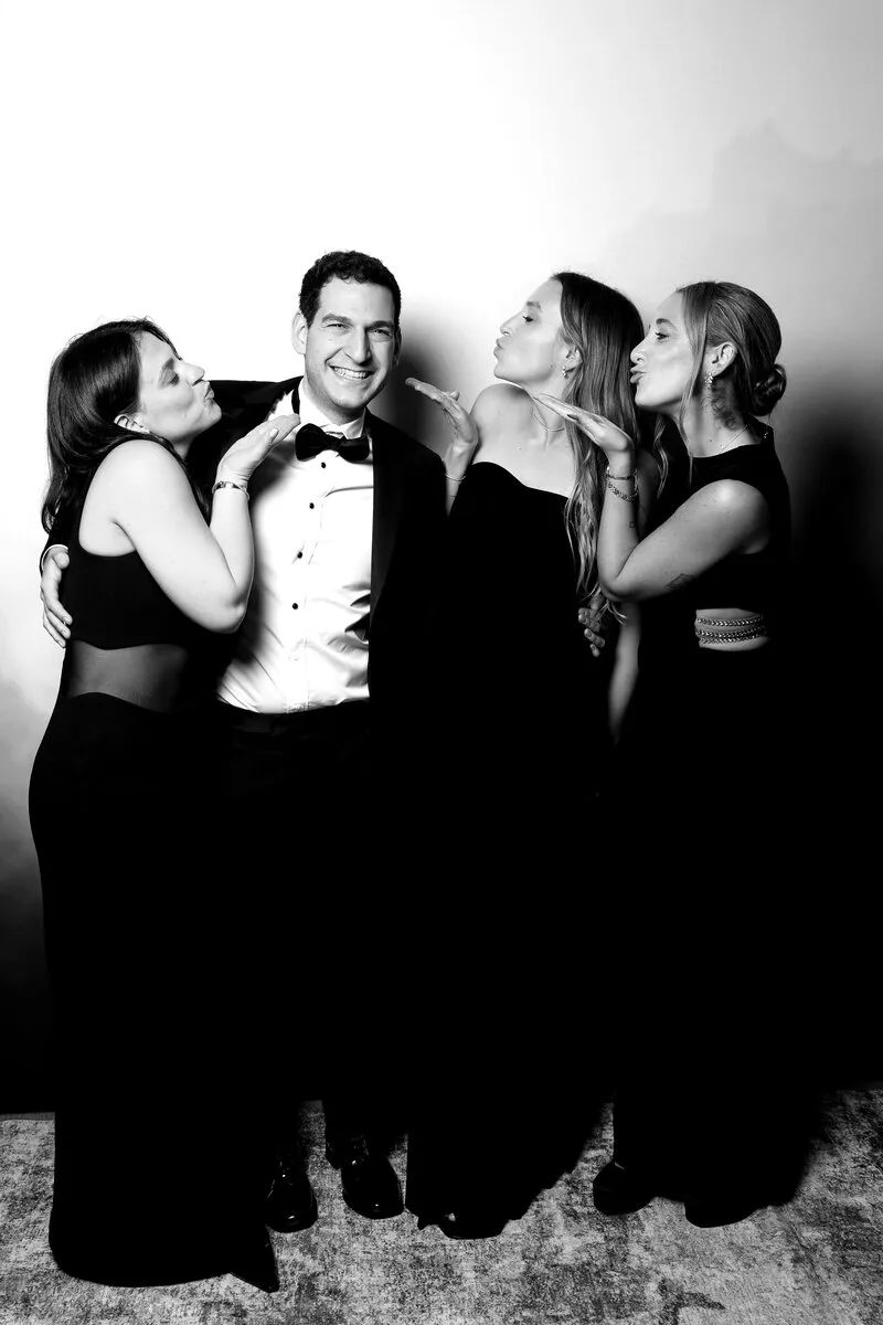 Studio Booth South Florida | Juju Booth