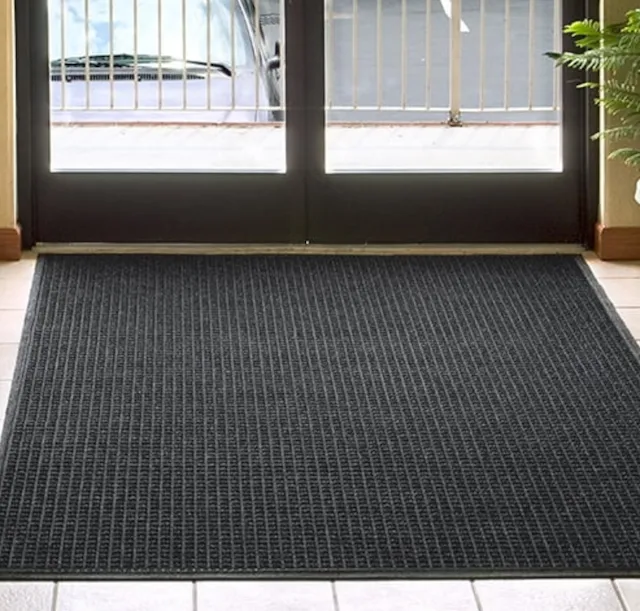 How Do I Choose A Front Door Mat?