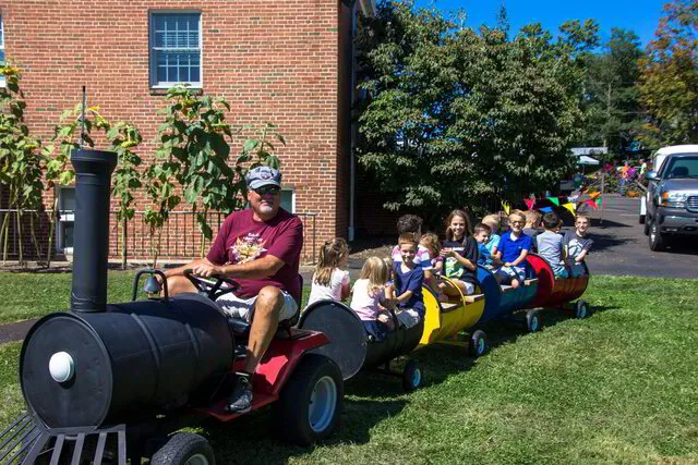 Connect | Line Lexington Mennonite Church