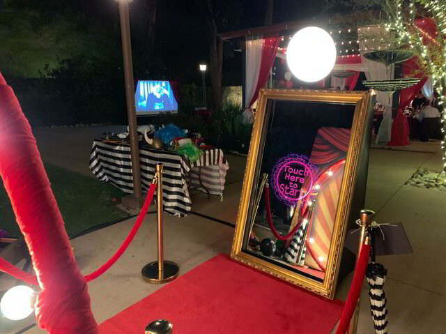 Premium Photo Booth Rental In Los Angeles | Social Photo Events