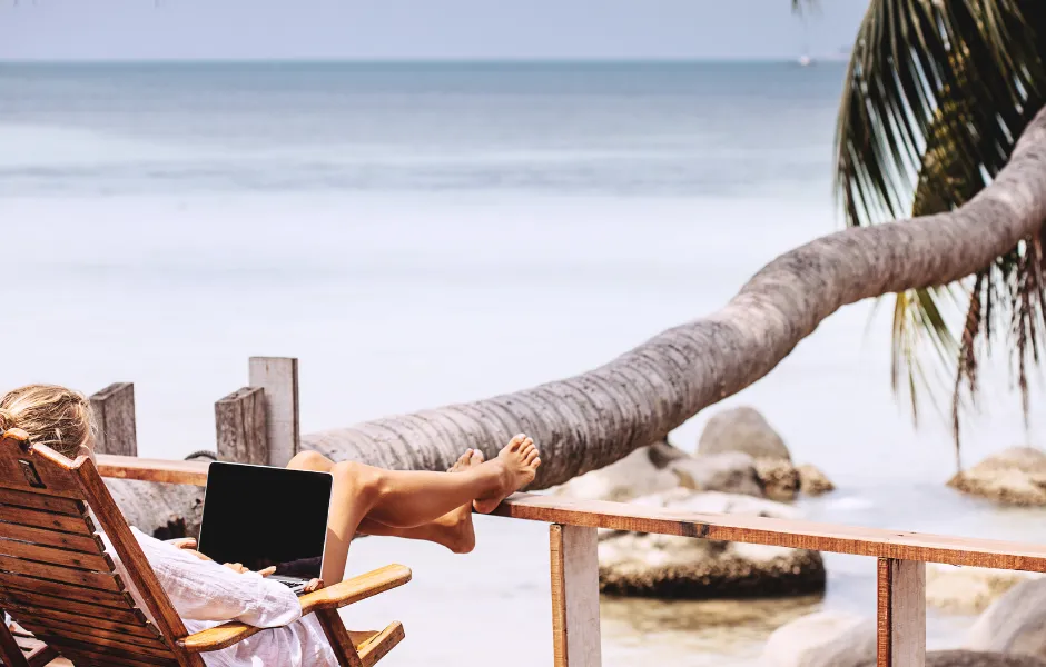 7 Tips for Managing Work Stress in Today’s Digital Era