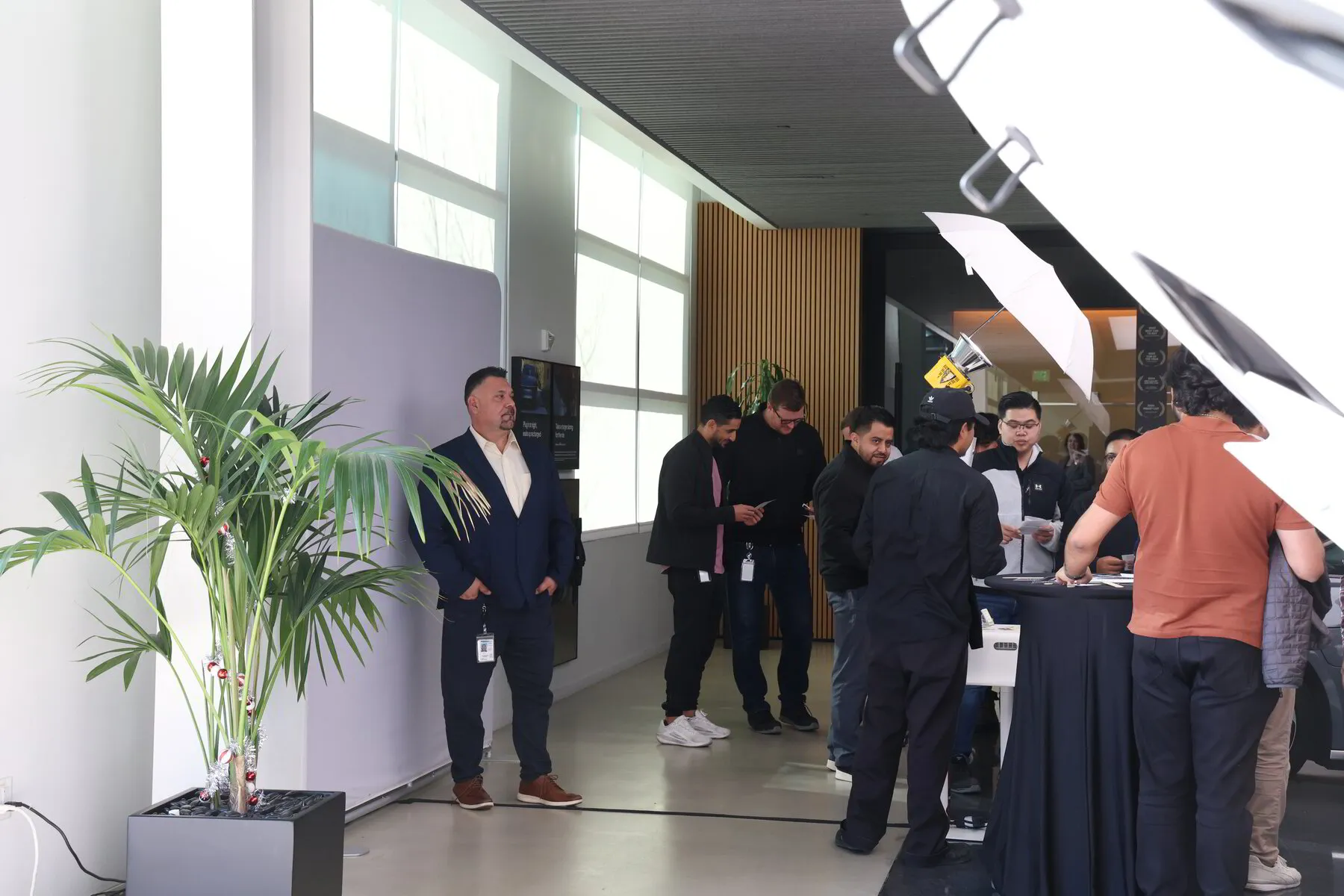 Lucid Motors - Balloon Dome and AI Background Photo Booth