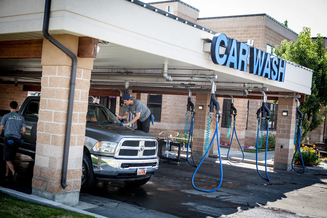 Cache Car Wash Logan | Express Tunnel & Full Detailing