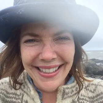 About Wryn & Associates