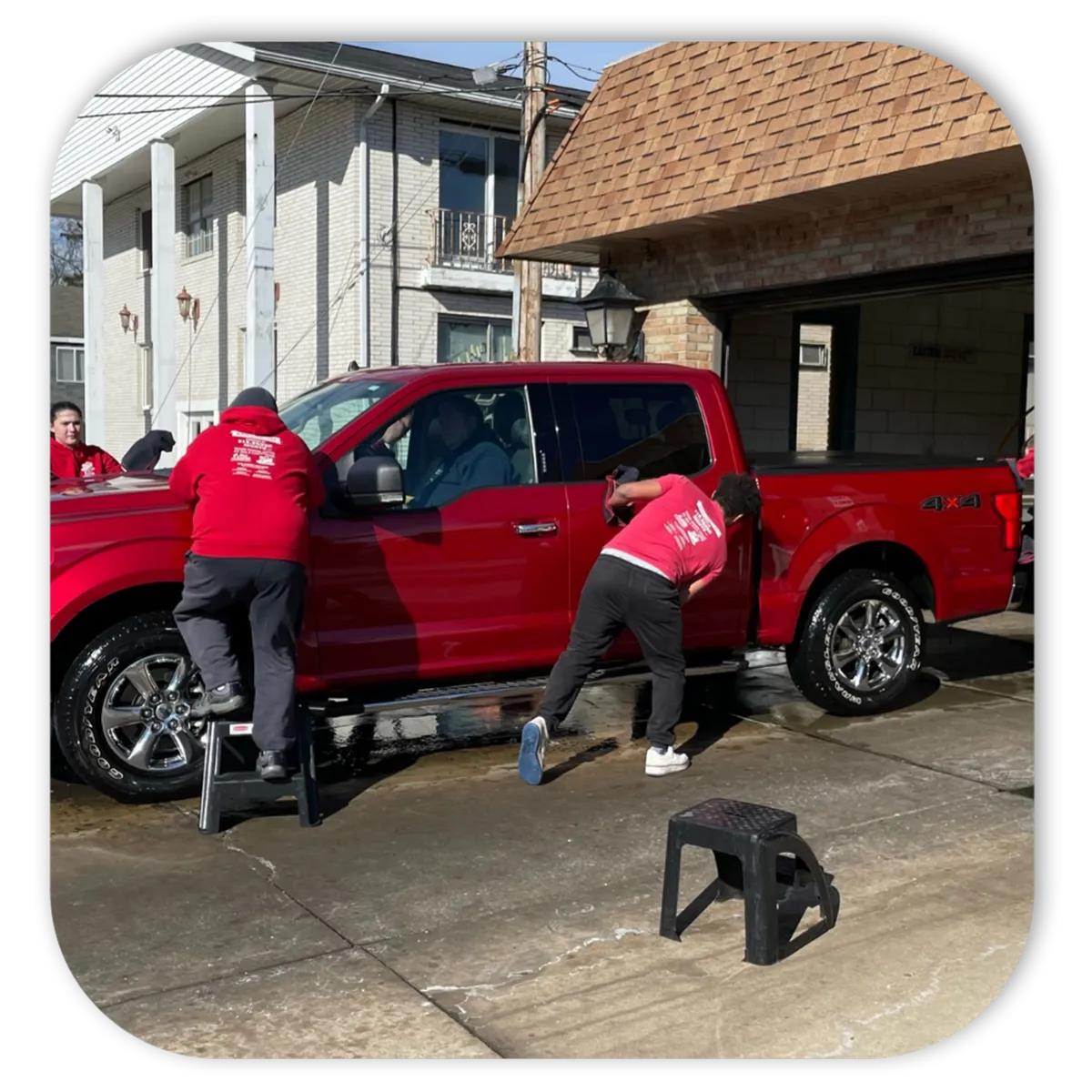 Dad's Car Wash - Perry Location