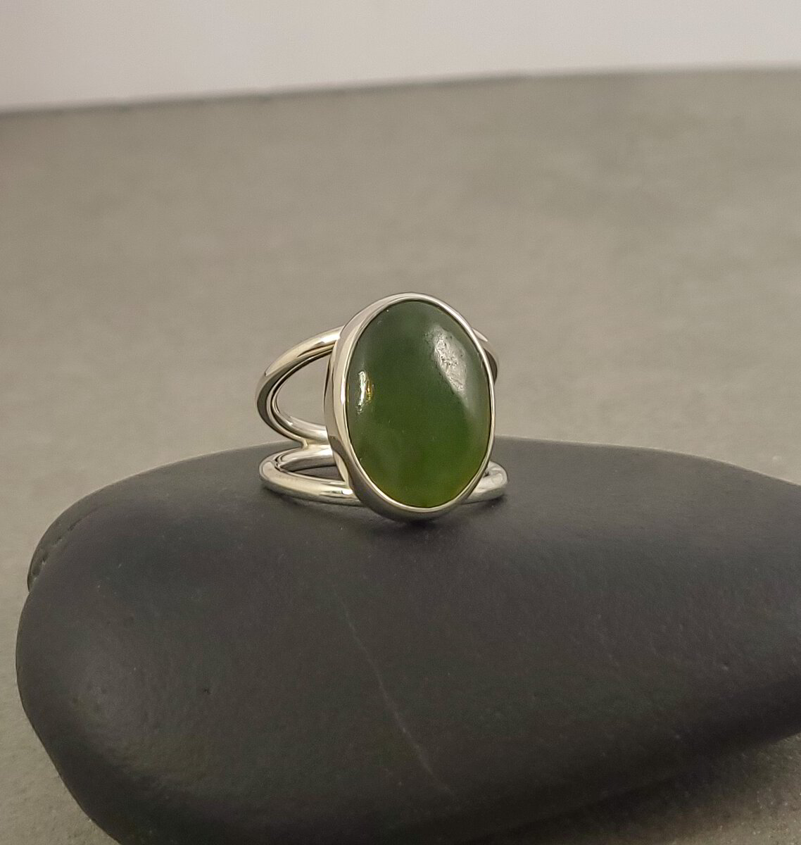 nephrite jade ring