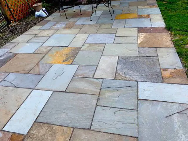 Beehive Stone Masonry | Dry Set Dimensional Flagstone Patio.