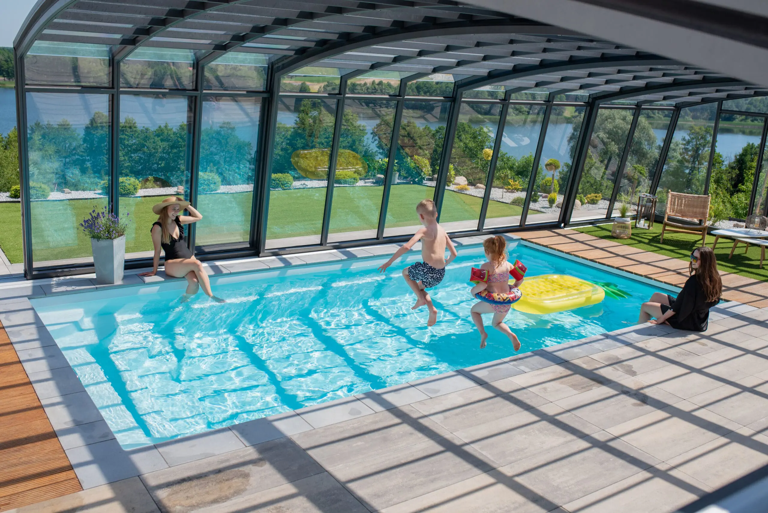 Social Media Agency for Pool Cage Companies