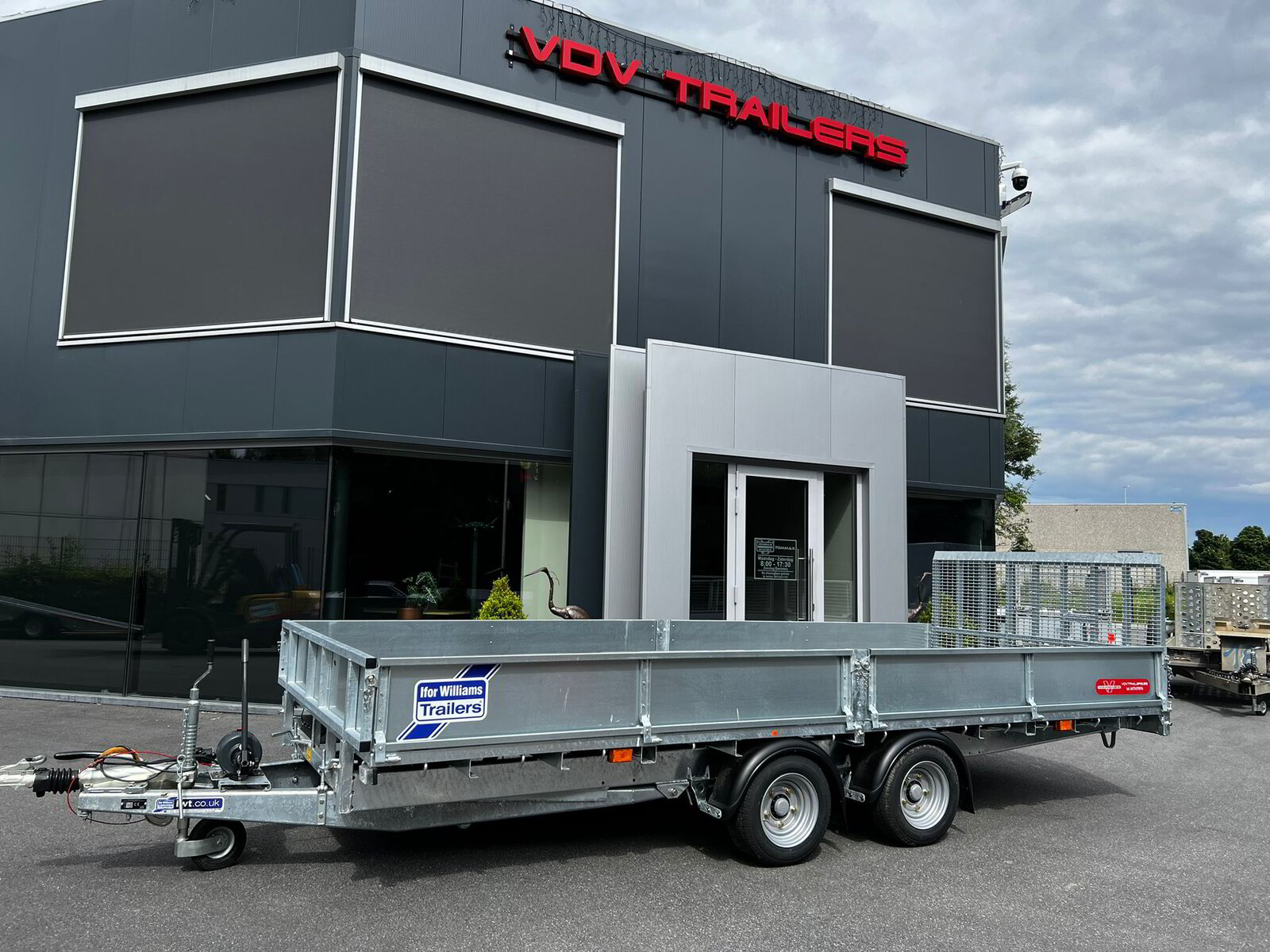 Ifor Williams CT166 kantelbare Machinetransporter | VDV Trailers ...