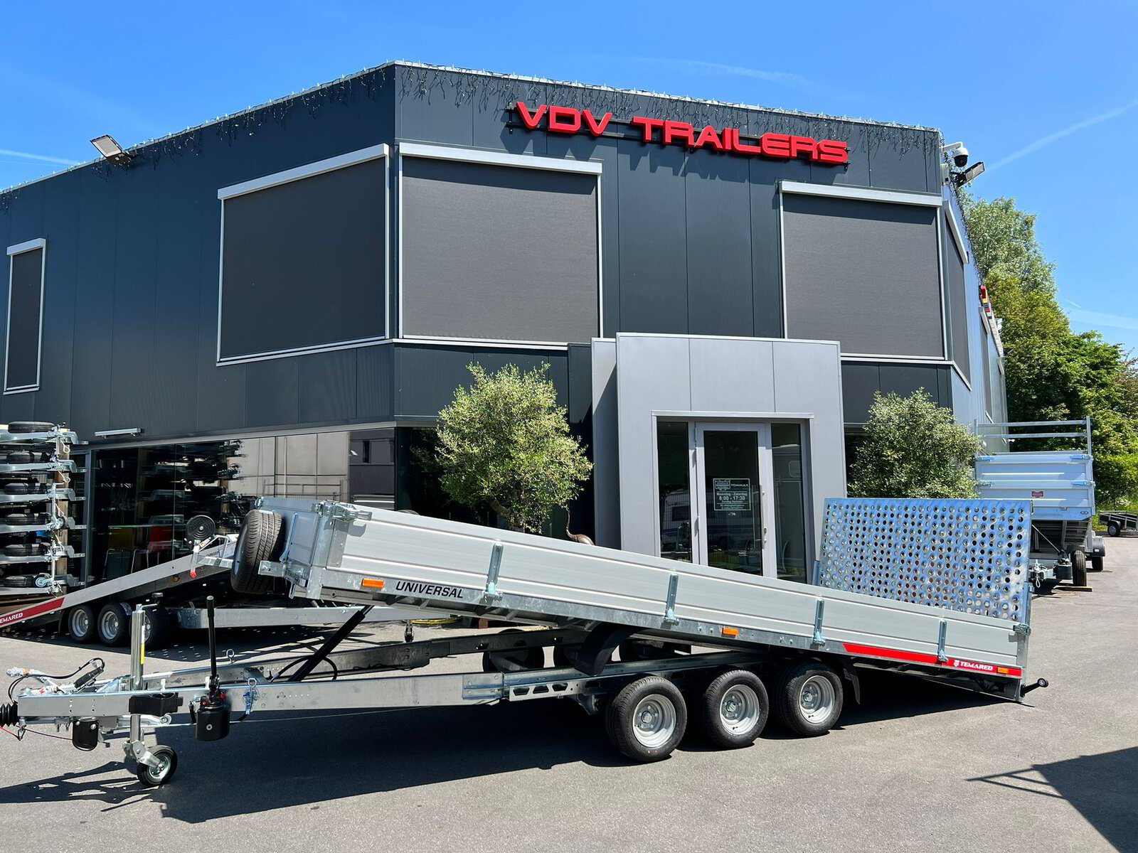 Temared Universal 5121 Transporter Hydraulisch kantelbare| VDV Trailers