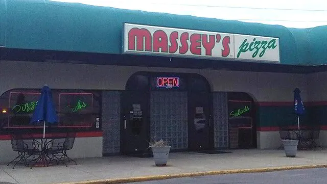Massey's Pizza - Westerville, Ohio Restaurant & Delivery