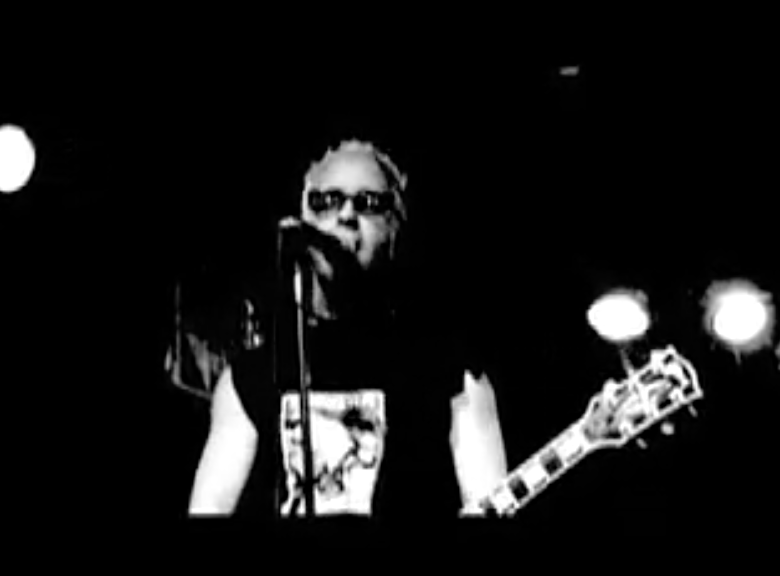 Official Site of The Bad Flowers