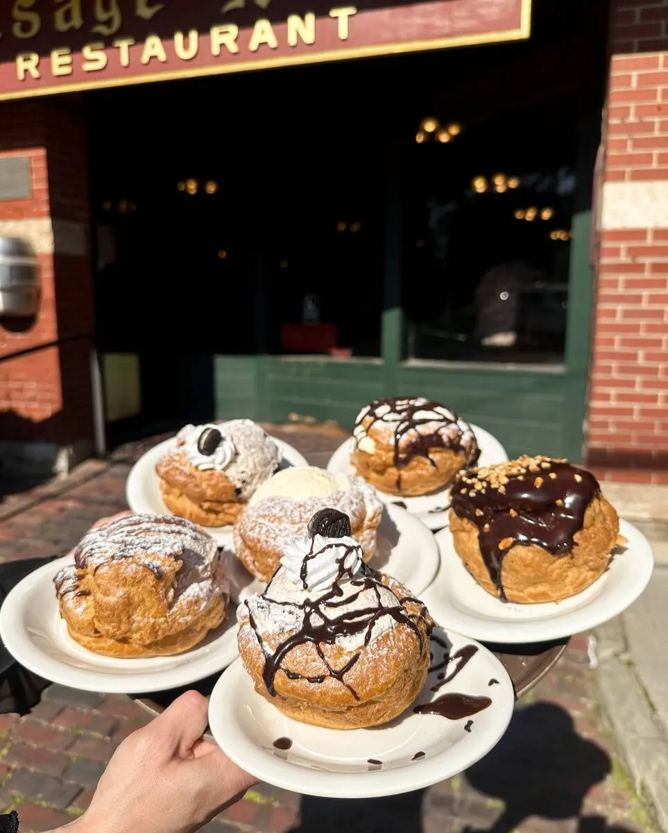 The World Famous Schmidt’s Cream Puff | A Columbus Dessert Icon
