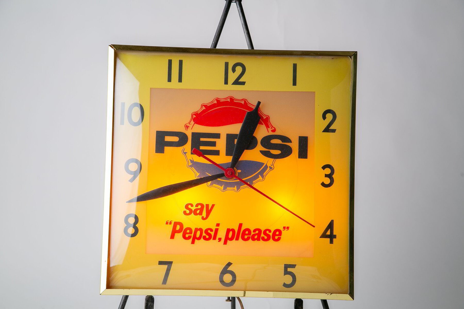 Pepsi Clock say Pepsi please. works