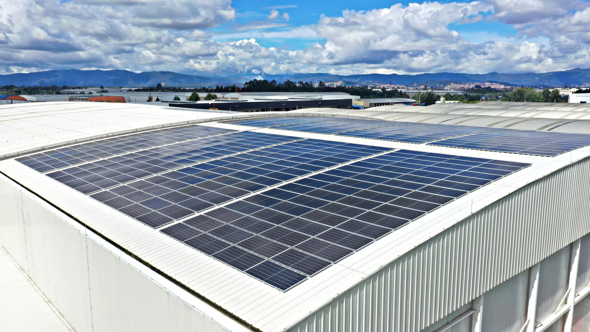 Cómo Instalar Paneles Solares y Aprovechar la Energía del Sol