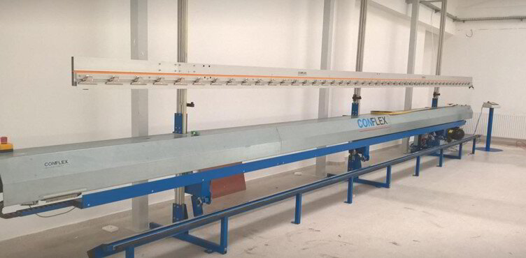 Curtain Manufacturing | Wybenga Auto Lift & Cut | Curtain fabric cutting