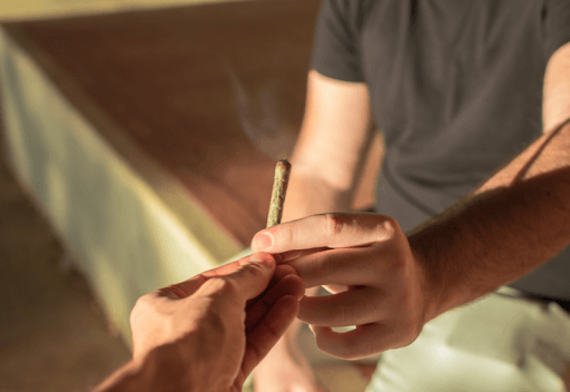 OMMA Smoking Rules: Check These Out Before Using Weed in OK