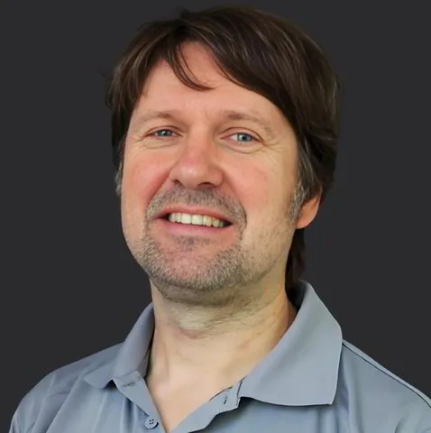 Yellowscope: Our People