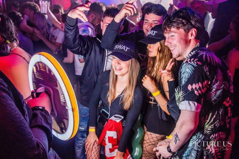 Roaming Photo Booth Rental for Hamilton, Kitchener, Oshawa, and Toronto ...