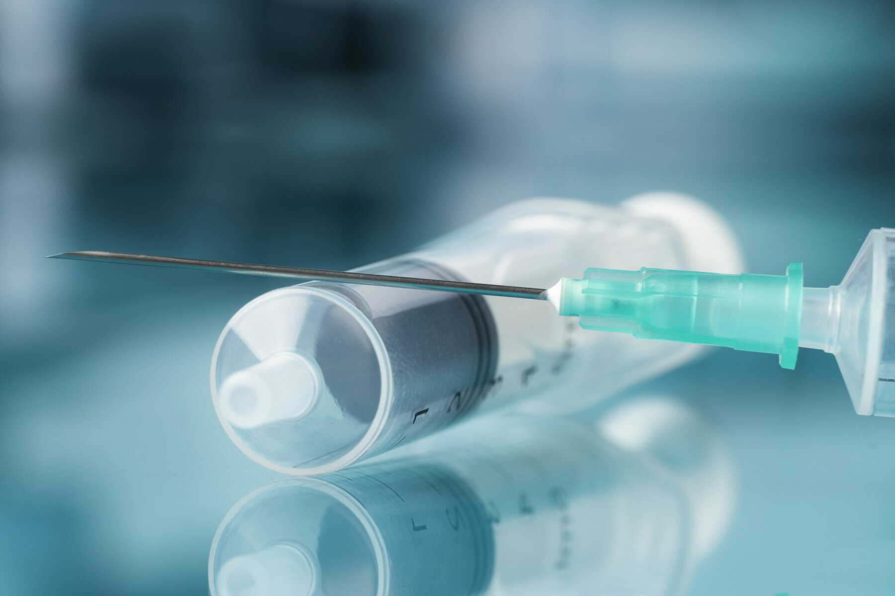 Cortisone vs. Prolotherapy: Which Treatment is Right for You?