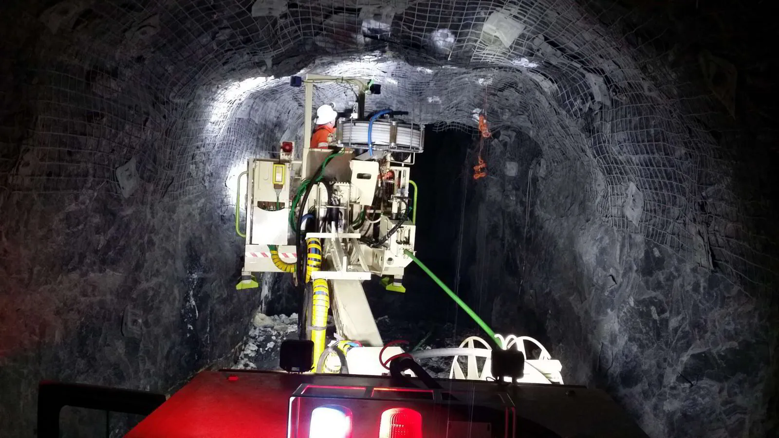 A Beginner's Guide to Underground Mining | An Underground Miner