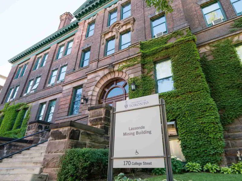 Top 10 Mining Engineering Schools in North America | An Underground Miner