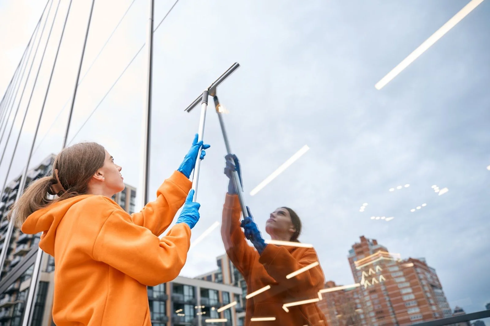 Top 10 Best Commercial Window Cleaning Practices for Pristine Spaces