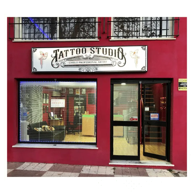 Chelo Tattoo - Tatuajes , piercings y microblading en La Línea de la ...