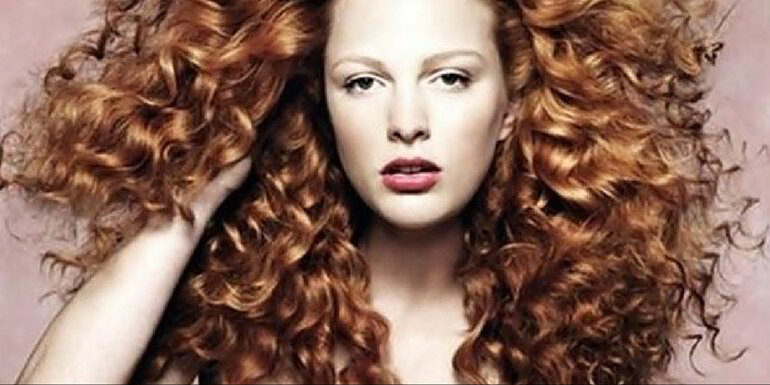 Pelo rizado: Cuidados para un rizo perfecto