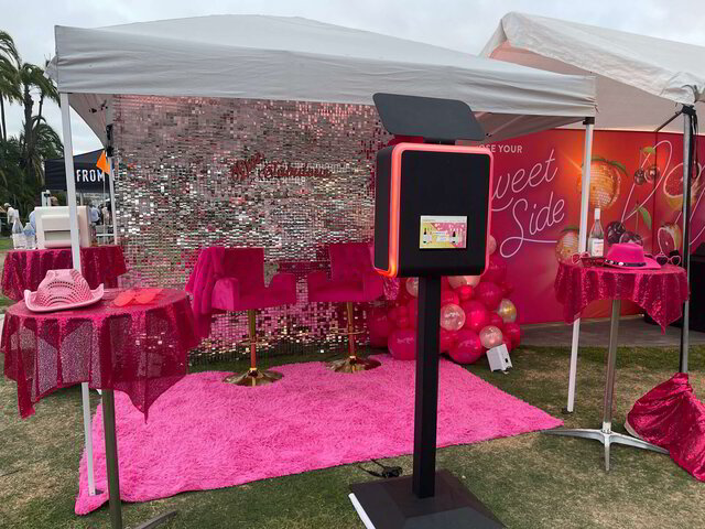 Audio Guest Book - Photo Booths - Photography | Illuminate Photo Booths