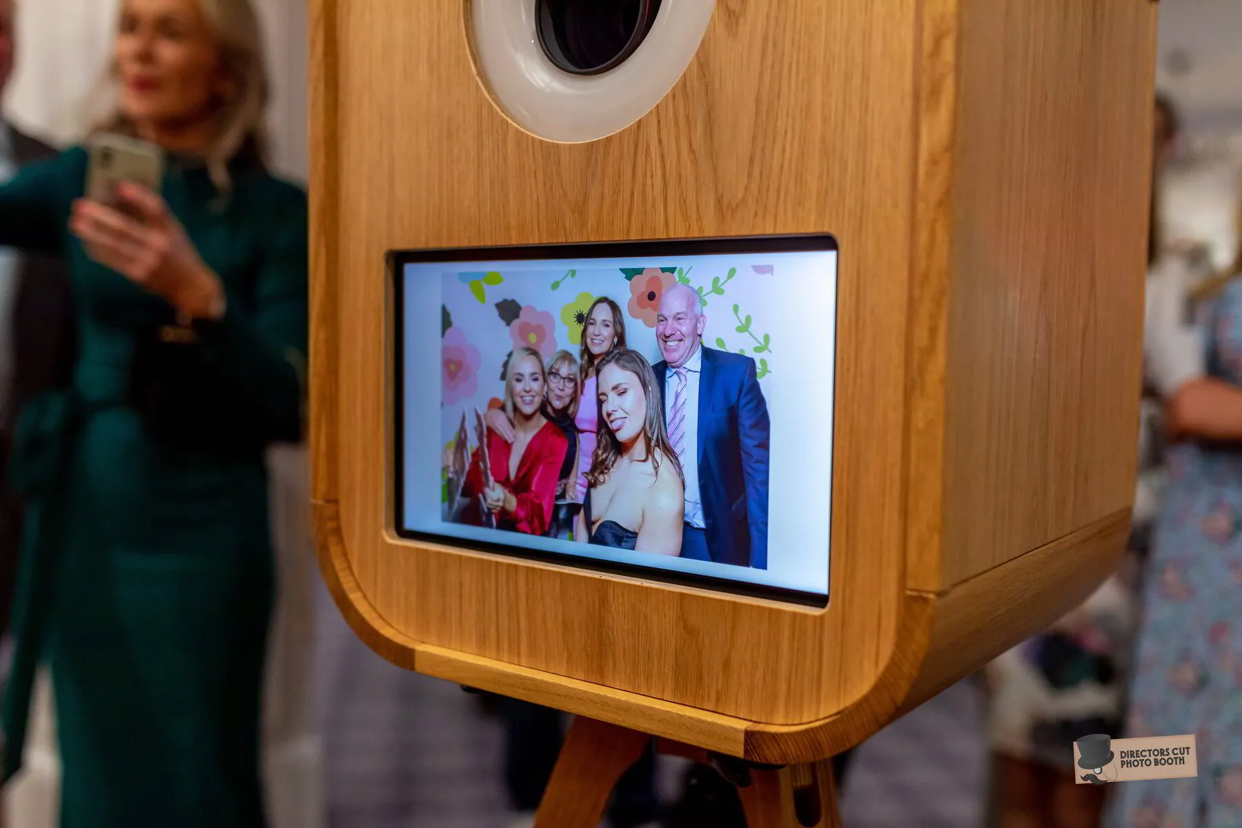 Photo booth hire for private parties, Bat/Bar Mitzvahs, Quinceañera, Prom!